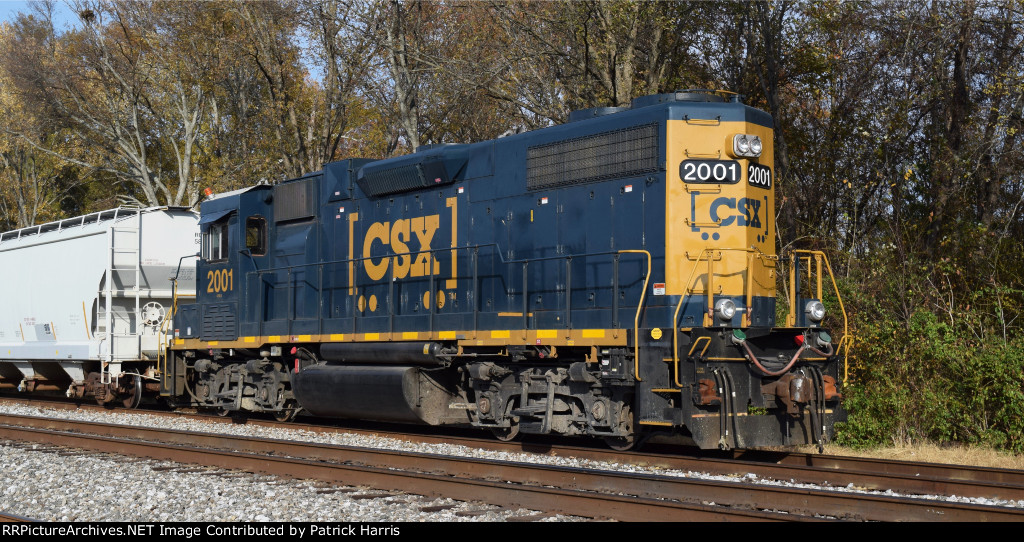 CSX 2001 GP38-3 rebuilt from CSX 2747 X-CR 8124 XX-PC 8124 GP38-2 sitting shut down on ...